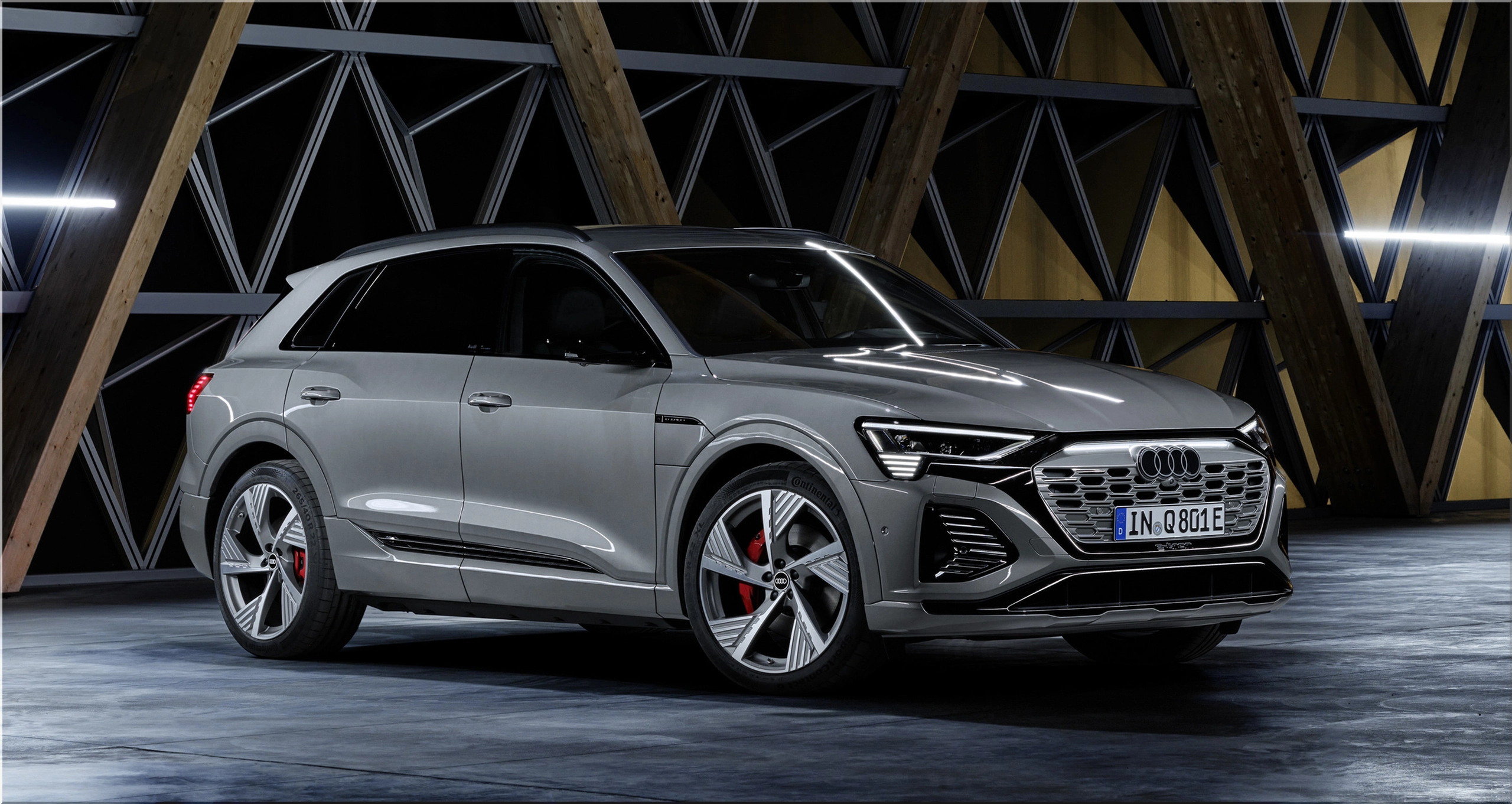 The new Audi Q8 e-tron: A sleek and spacious electric SUV with a ...