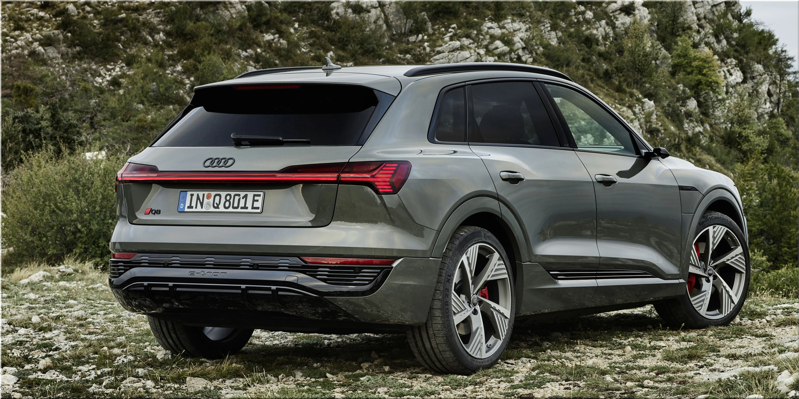 The new Audi Q8 e-tron: A sleek and spacious electric SUV with a ...