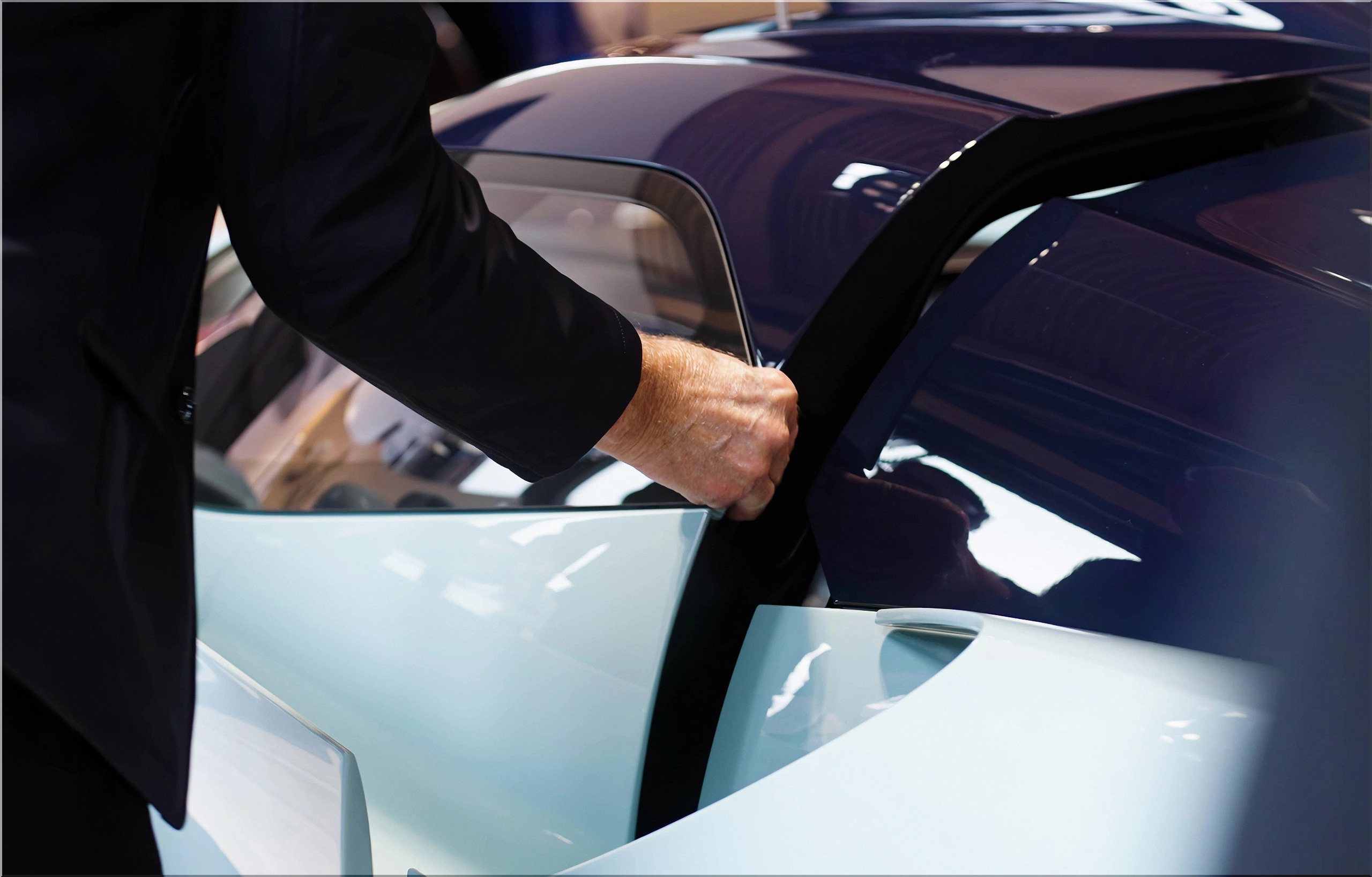 Bugatti Bolide Final Edition: Last W16 Track Hypercar Delivered | Spare ...
