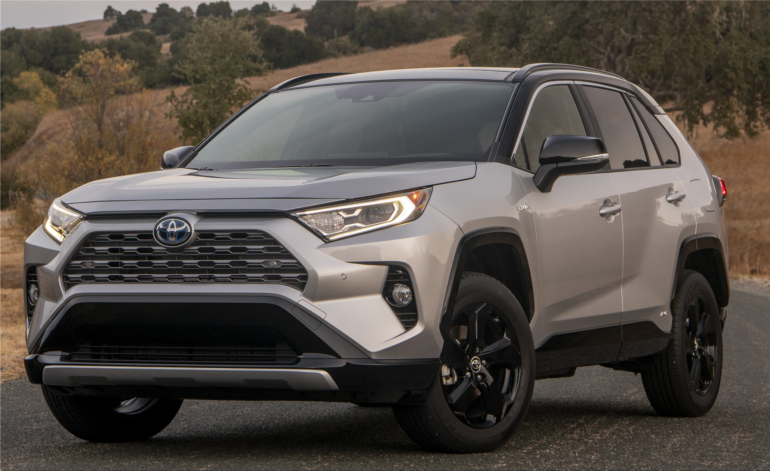 Toyota Sells 17 SUV Models Spare Wheel