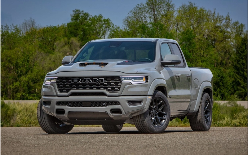 Ram 1500 HEMI | Spare Wheel